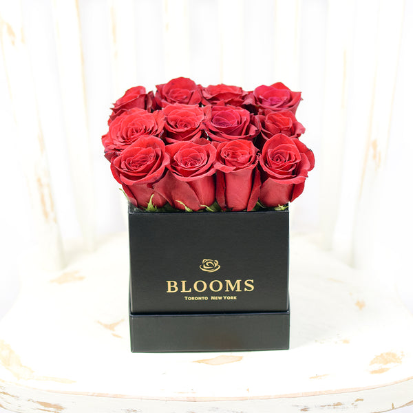 Rose Gifts | Full of Life Rose Hat Box - New York City Blooms Delivery ...